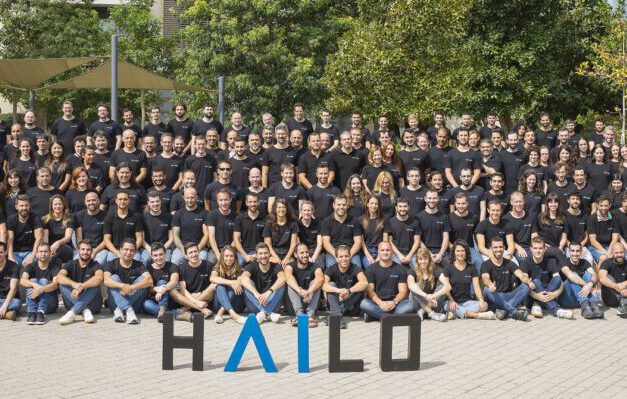 Leading Edge AI Chipmaker Hailo Partners with NXP to Launch High ...
