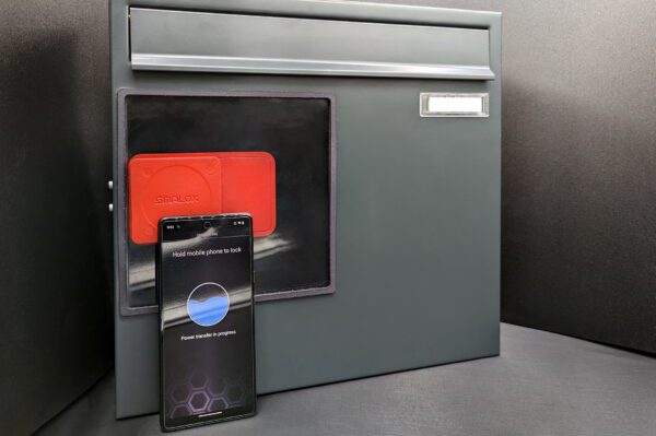 STIWA presents smart lock solution SMALOX based on Infineon's battery ...